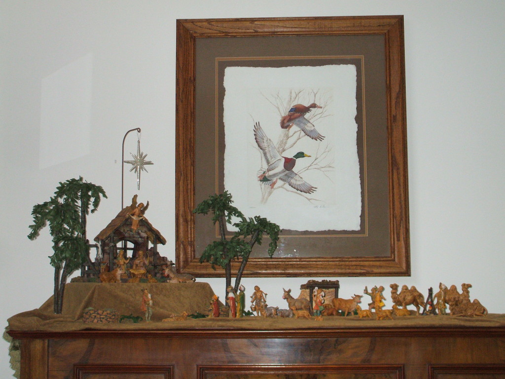 Decor – Setting up a Fontanini Nativity Display | The Enchanted Manor